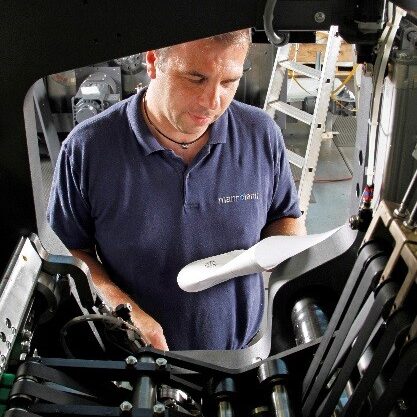 Increased Performance with System Service Technician (SST) - manroland ...